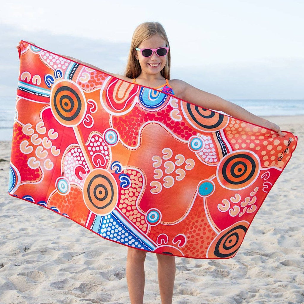 Cheeky Winx Kids Beach Towel | Wata 'Follow' – TicTasTogs